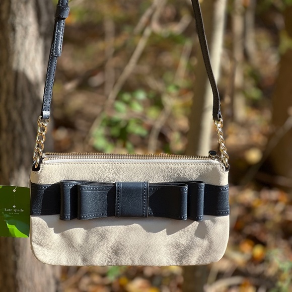 kate spade | Bags | Kate Spade Crossbody With Iconic Bow | Poshmark